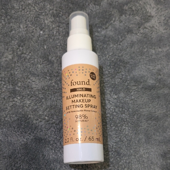 hatch beauty | Makeup | Illuminating Makeup Setting Spray Natural Glow ...